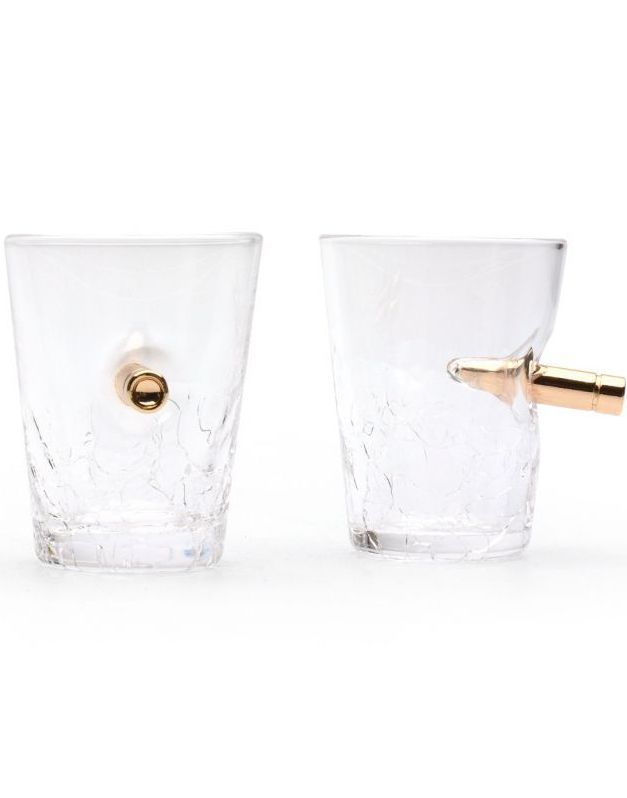 2 snapsglas med patron och sprucket utseende - Shotglas - Glas, Bar ...